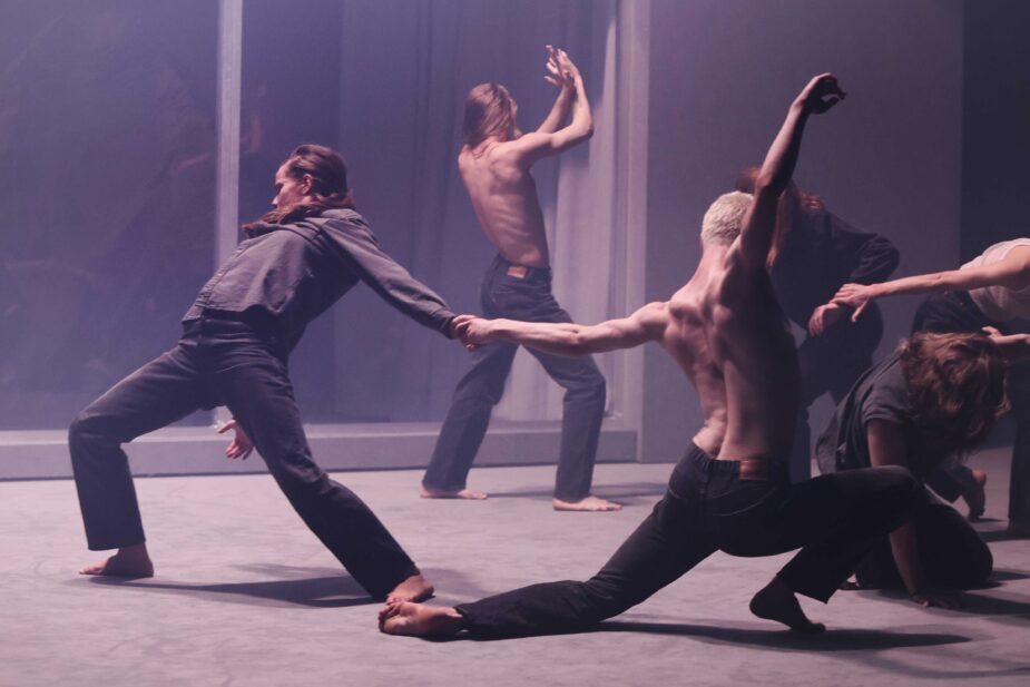 Mont Ventoux - Circus & Dance Finland
